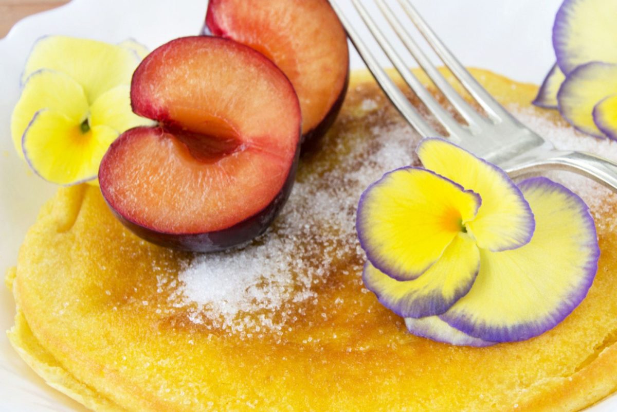 20 Edible Flower Recipes To Satisfy Your Taste Buds