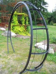 22 Garden Arches That Will Transform Your Backyard Into a Beautiful Oasis