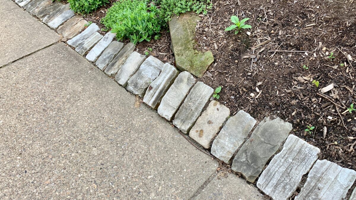 24 Paver Landscape Edging Ideas To Add Curb Appeal To Your Yard