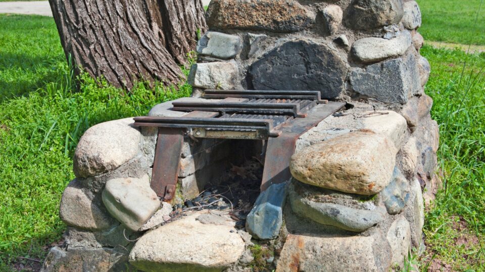 28 Incredibly Stunning Ways To Use Rocks In Your Landscaping