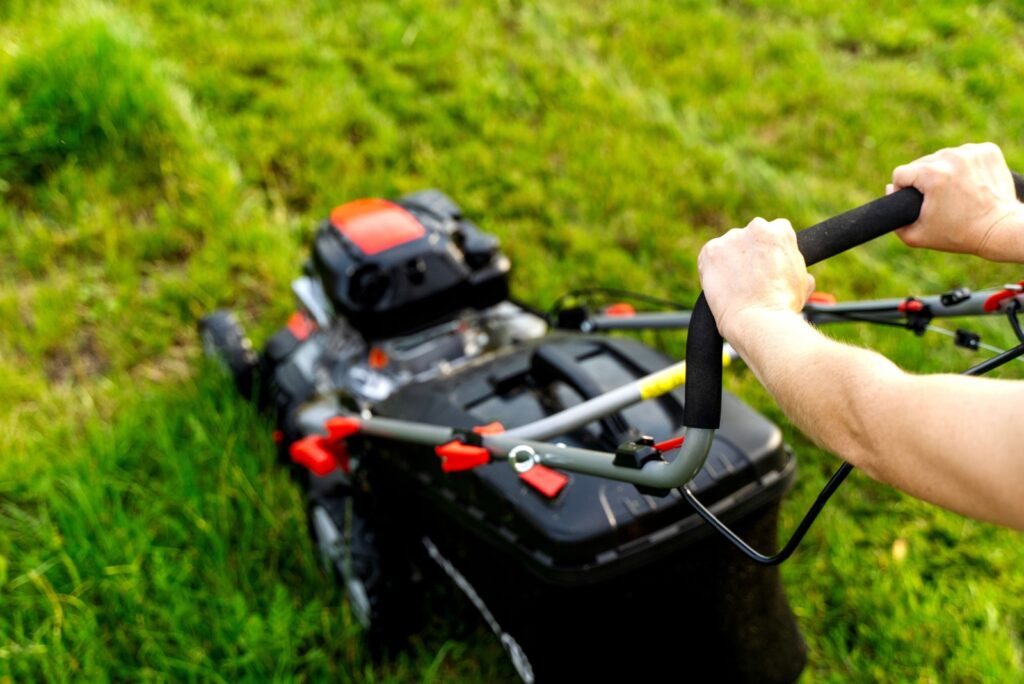 Things To Know When Buying A New Lawn Mower In Indiana
