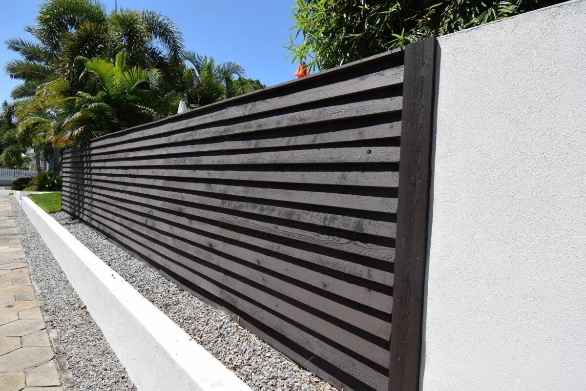 10 Modern Fence Ideas Transforming Backyards Across Texas