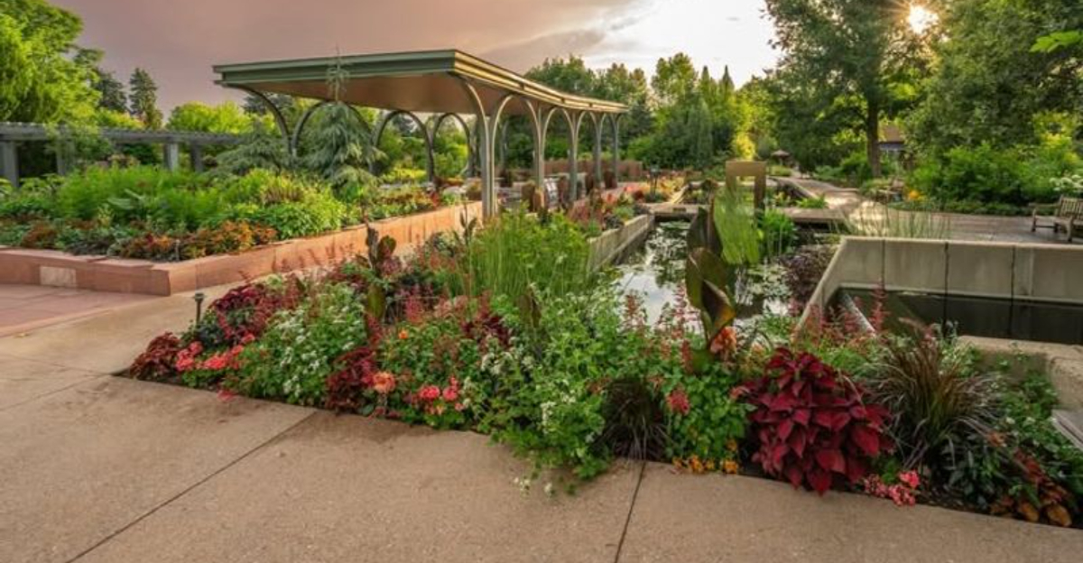 What Makes The Denver Botanic Gardens Colorado’s Most Stunning Place ...